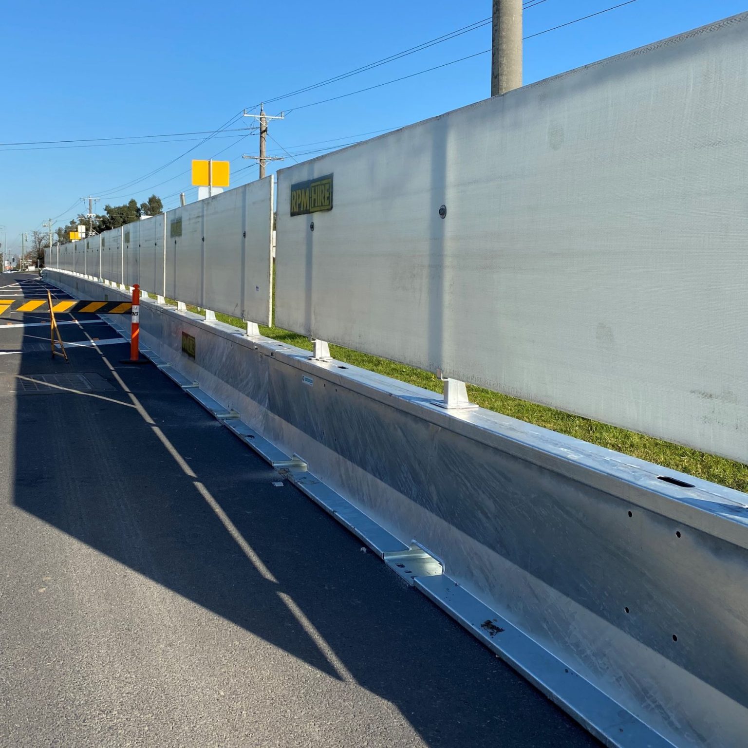 HighwayGuard - Road Safety Steel Barrier | RPM Hire